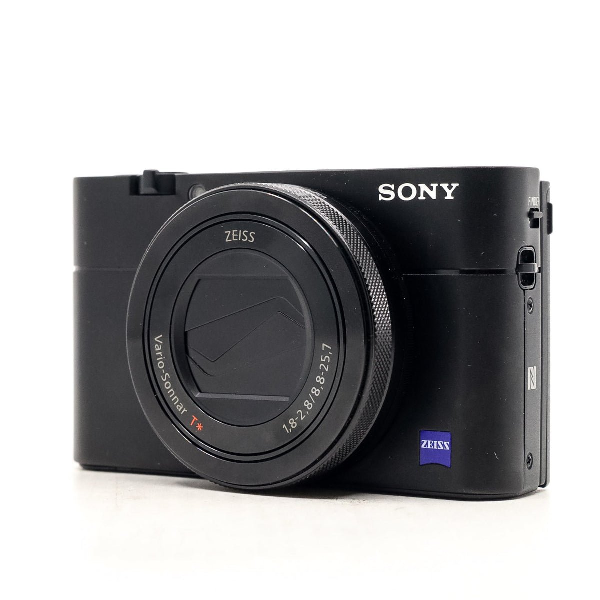 Discover the incredible features of the Sony Cyber-shot RX100 Mark V at ...